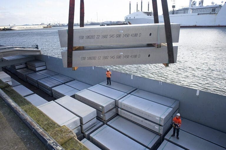 Stevedoring / Terminal Operations - Steinweg