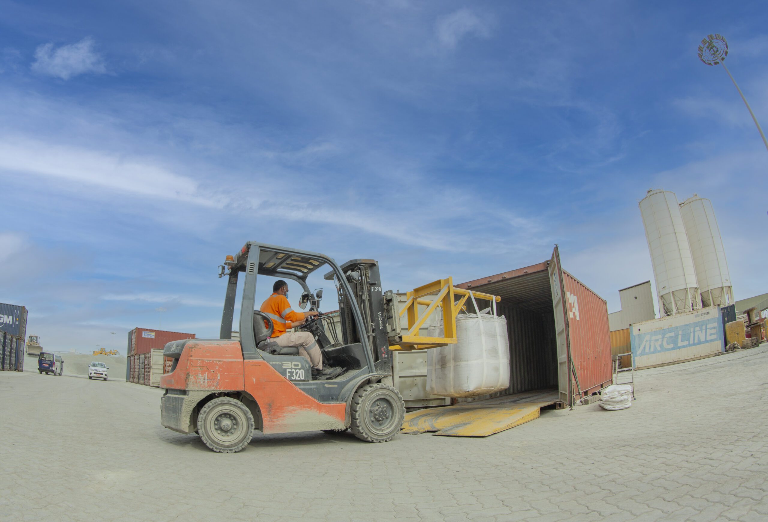 Container Freight Station (CFS) - Oman - Steinweg