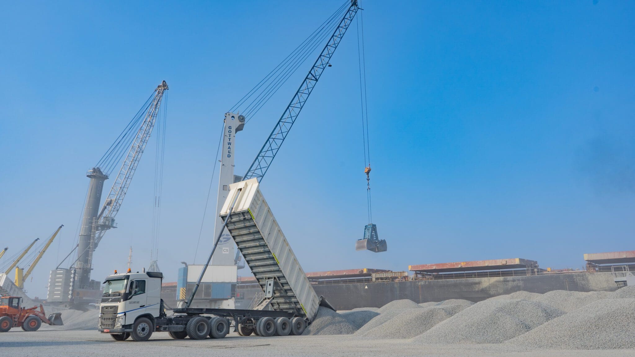 Dry Bulk - Oman - Steinweg